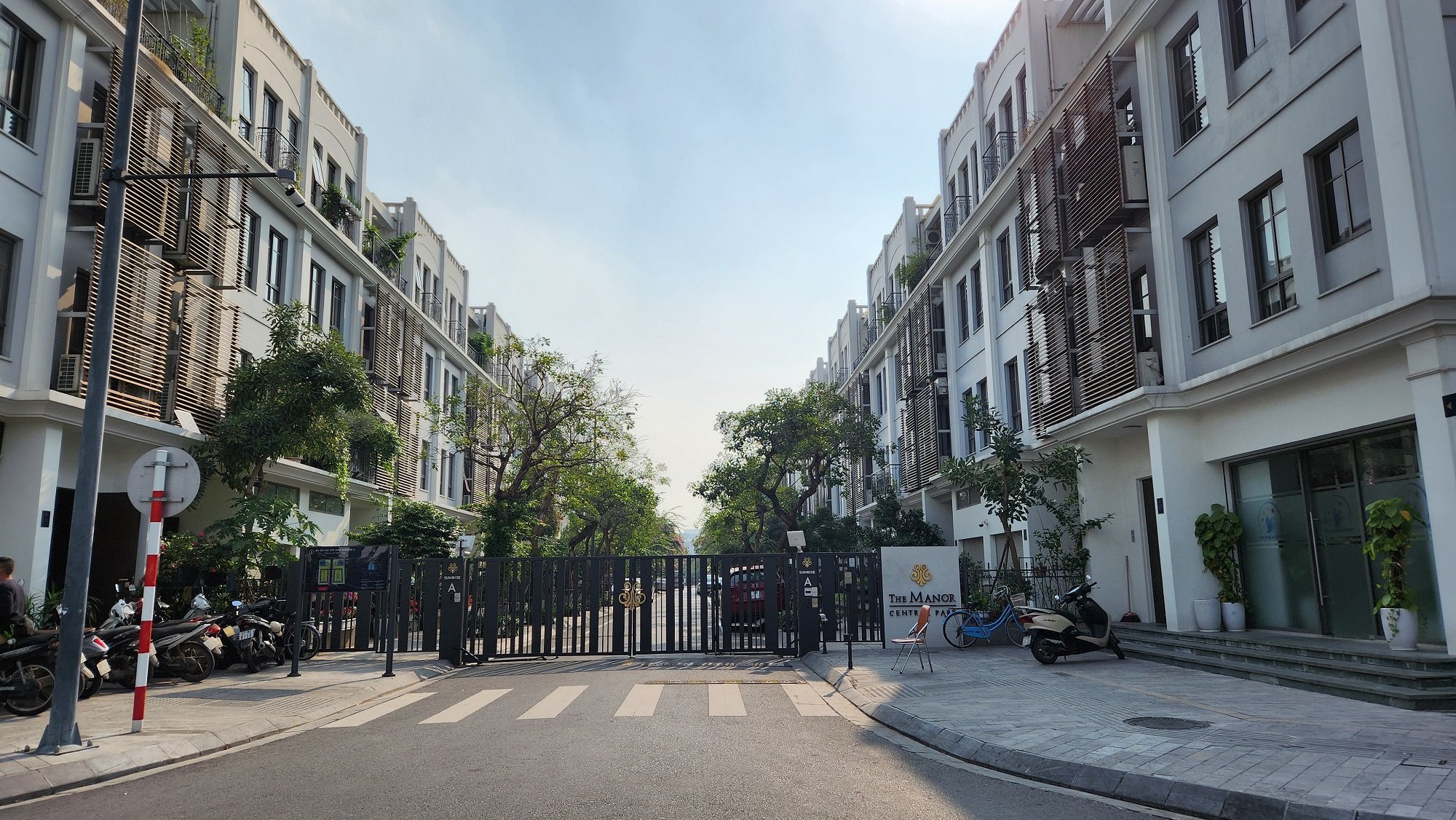 Giá bán Shophouse The Manor Central Park cập nhật mới nhất